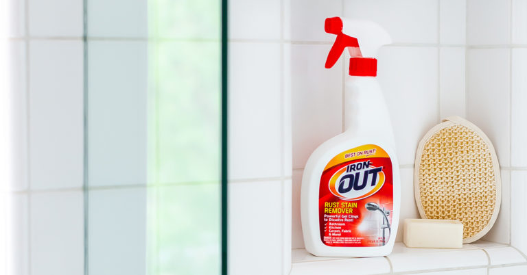 Cleaning Sinks, Tubs, & More with Iron OUT® | Summit Brands